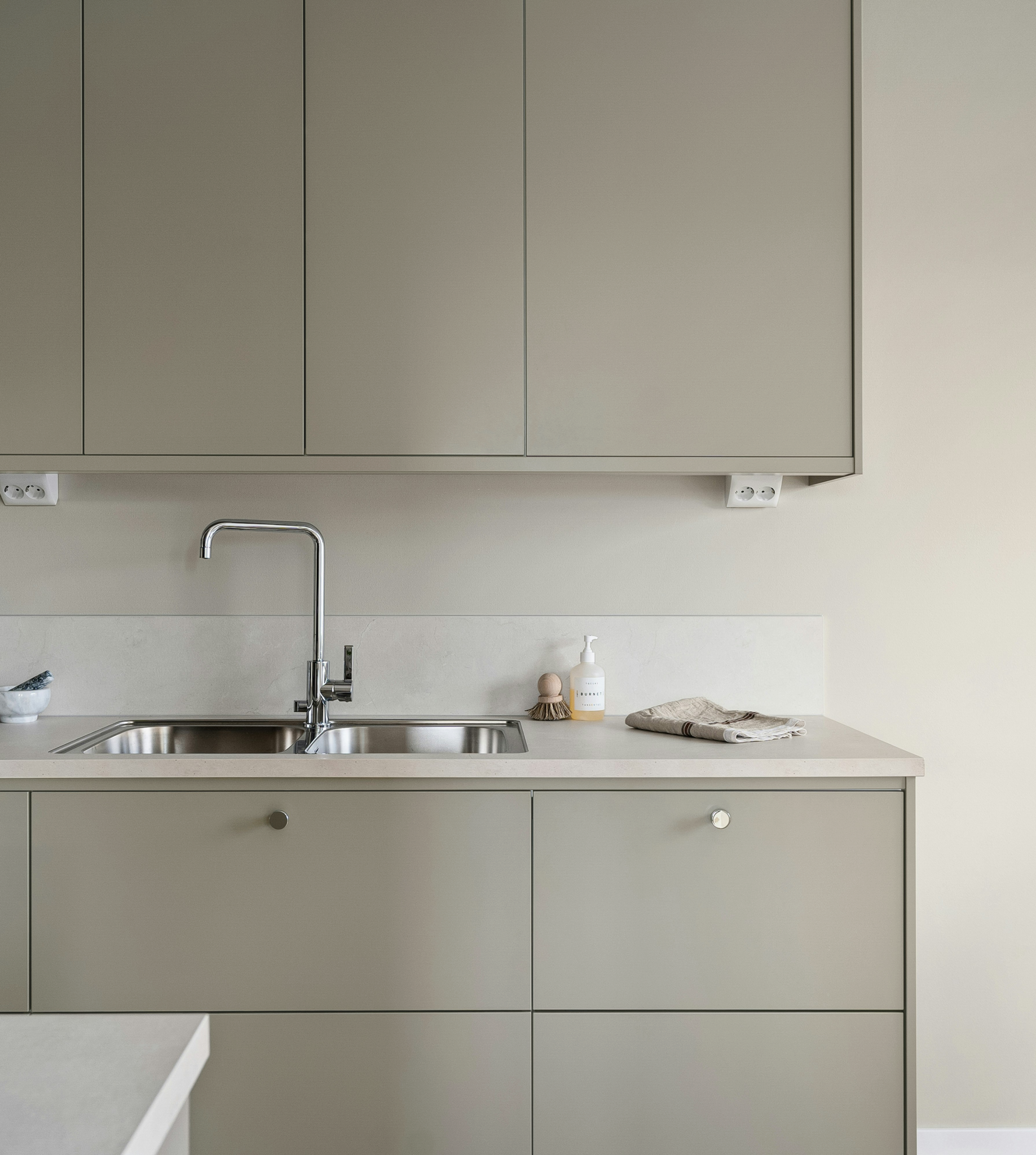 Oyster Grey - EDL